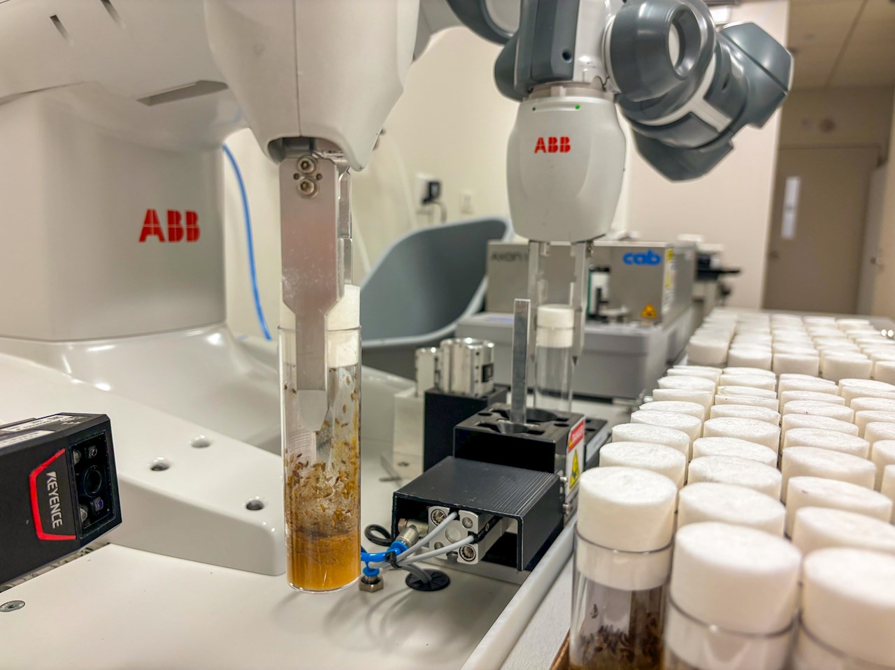 What Does a Cobot Actually Do All Day? Real-Life Examples from Real ...